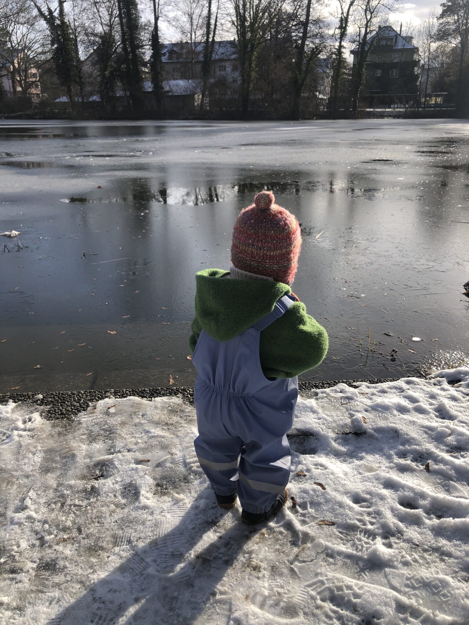Babys und Kleinkinder im Winter richtig anziehen- wir geben Tipps - A&O ...